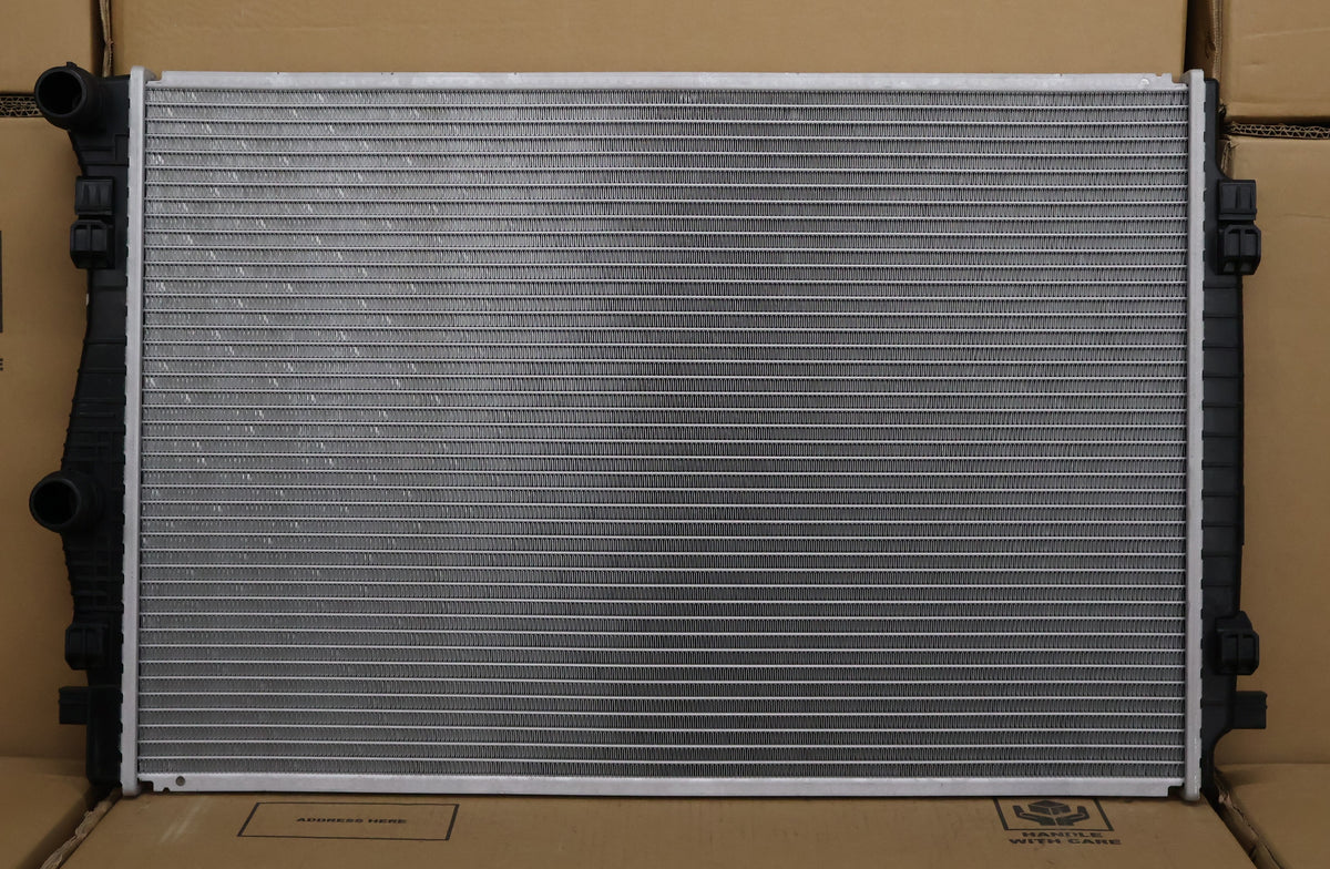 Audi A3 2.0l Diesel Radiator (MAY/2013 - NOV/2016). — fenixautoparts