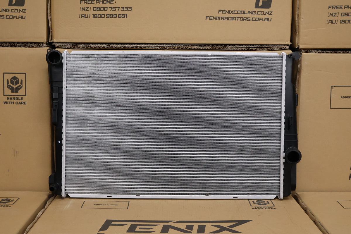 BMW X3 F25 Radiator (OCT/2010 - NOV/2017). — fenixautoparts