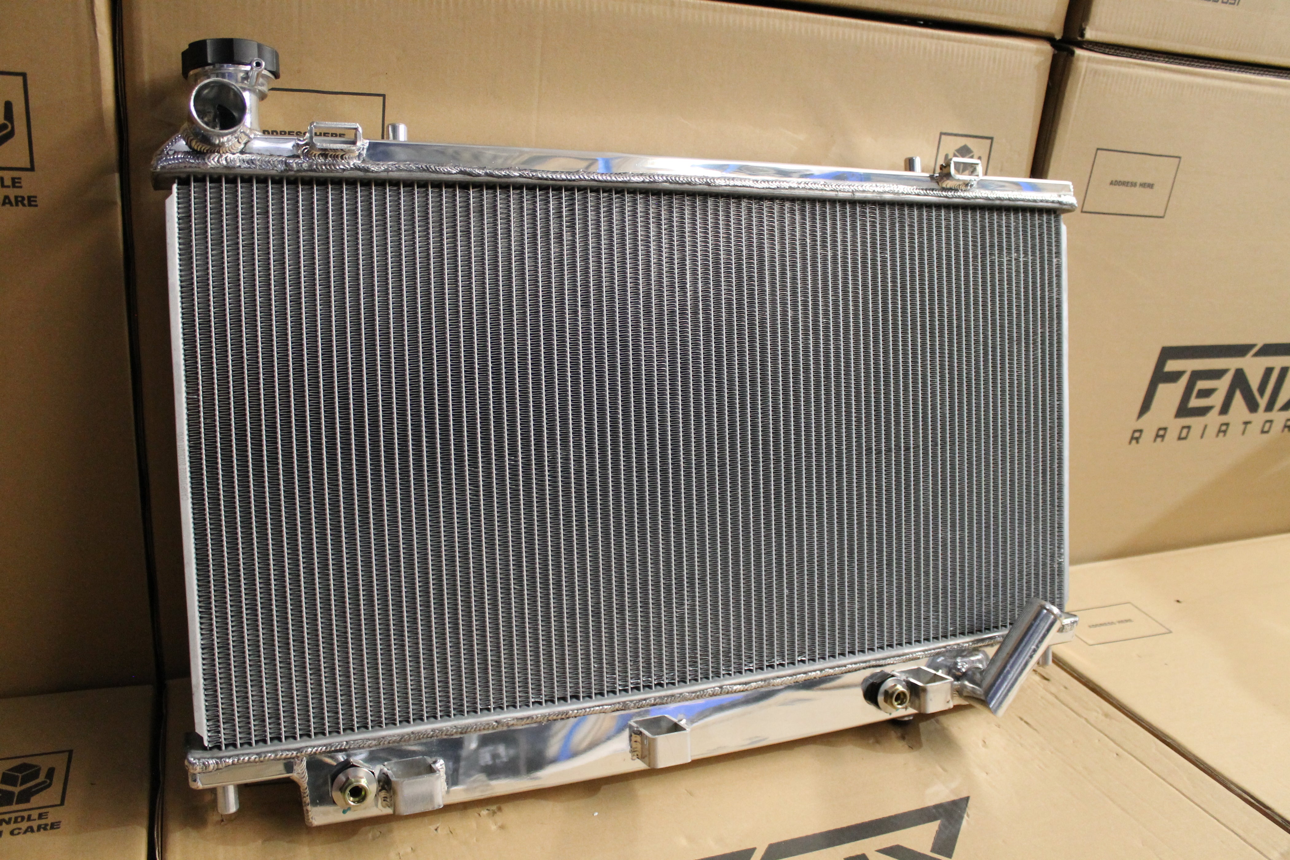 Holden VE V8 Commodore Full Alloy Performance Radiator. — fenixautoparts