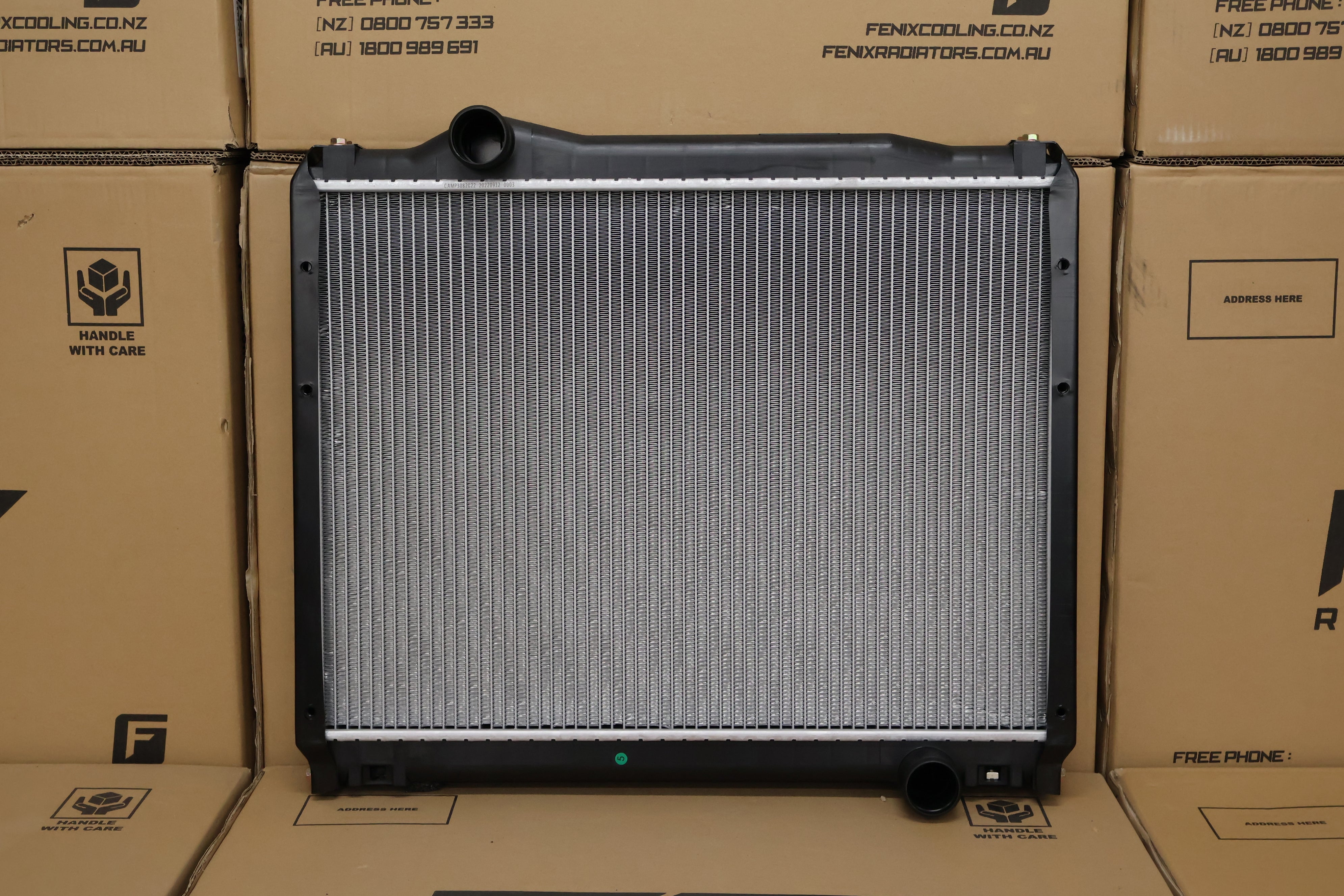Mitsubishi Rosa Bus Diesel Radiator (1999 - Current). — fenixautoparts