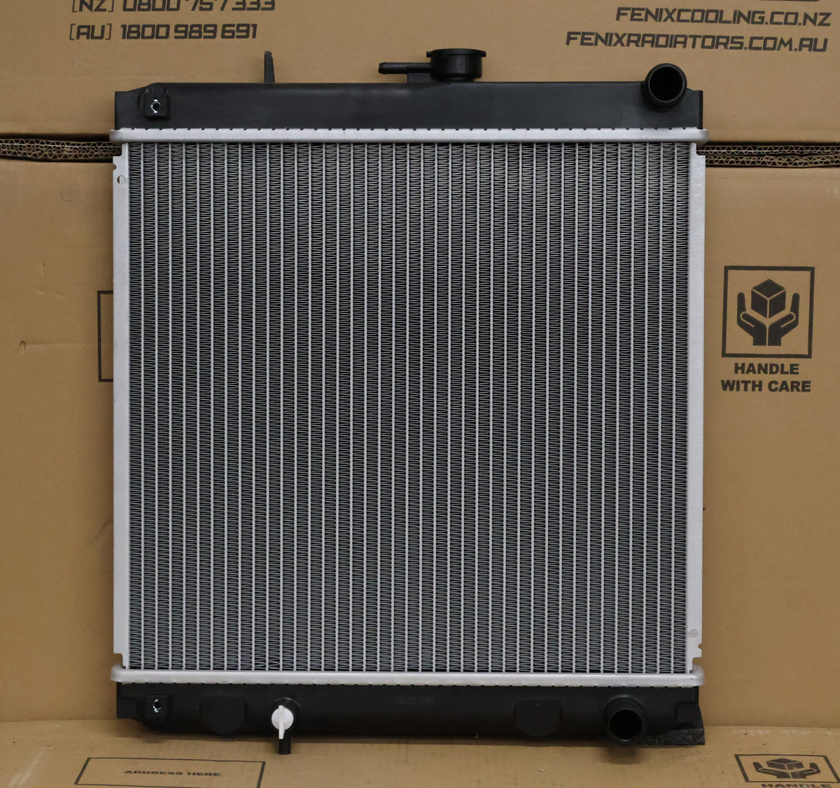Suzuki Sierra 1.3 4cyl Radiator (1996 - 2000). — Fenix Radiators