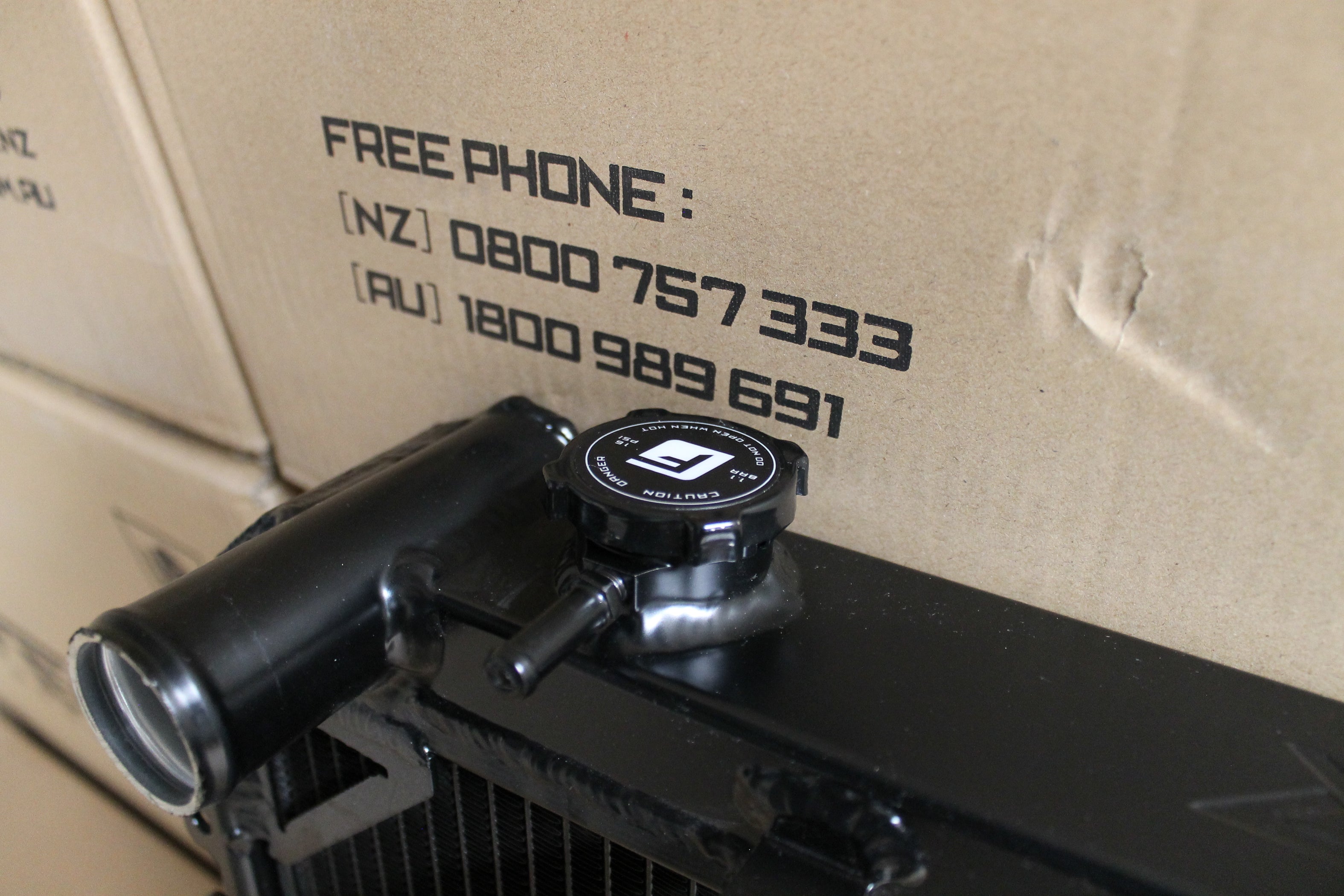 Toyota Hilux Surf KZN130 Full Alloy Performance Radiator. — fenixautoparts