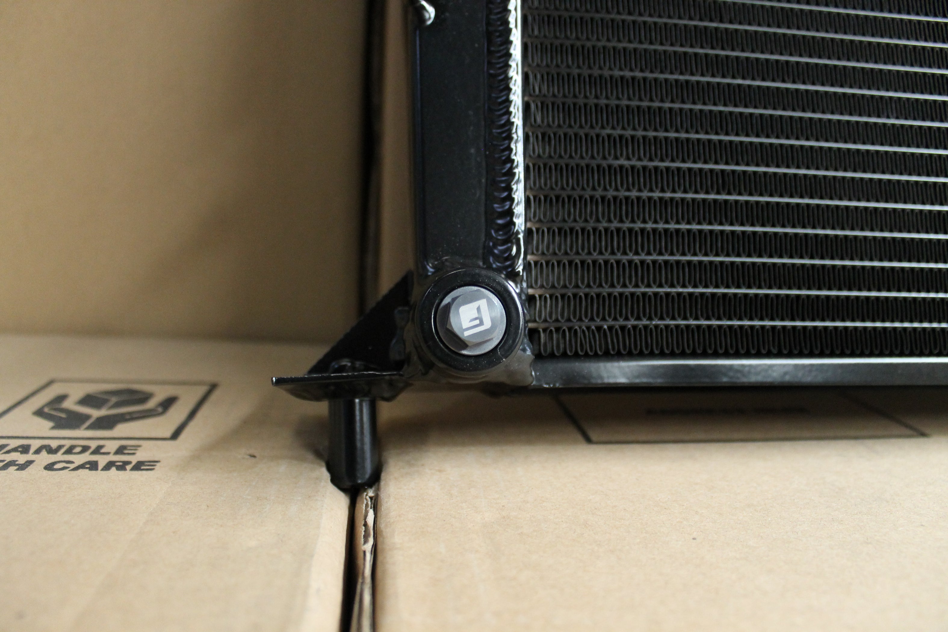 Ford FG Falcon Full Alloy Performance Radiator GEN II. — fenixautoparts