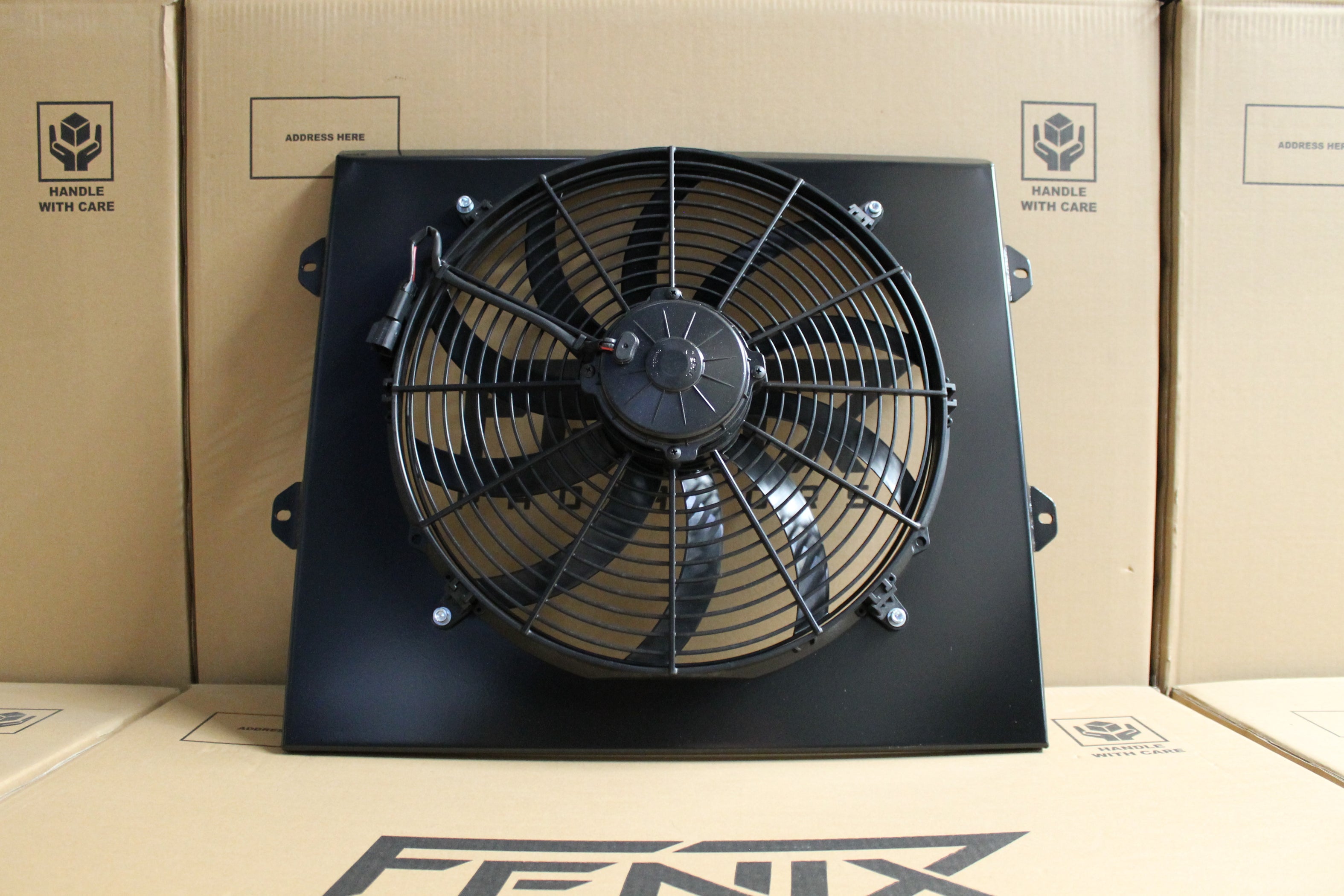 Toyota LN106-LN107-LN111 Hilux Custom Built Shroud & 16" 3000CFM Spal ...