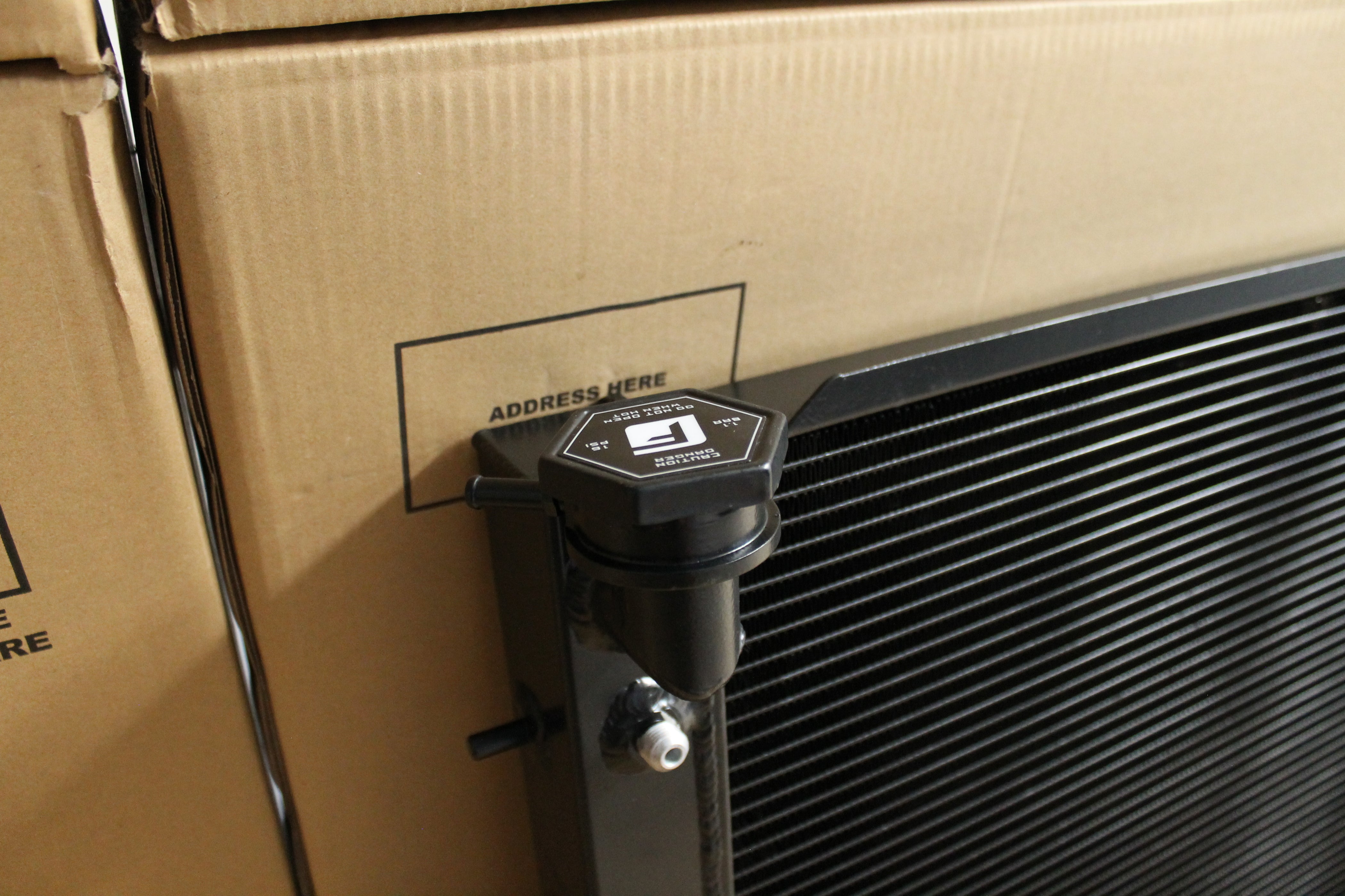 Holden VB-VC-VH-VK V8 Full Alloy Performance Radiator. — fenixautoparts