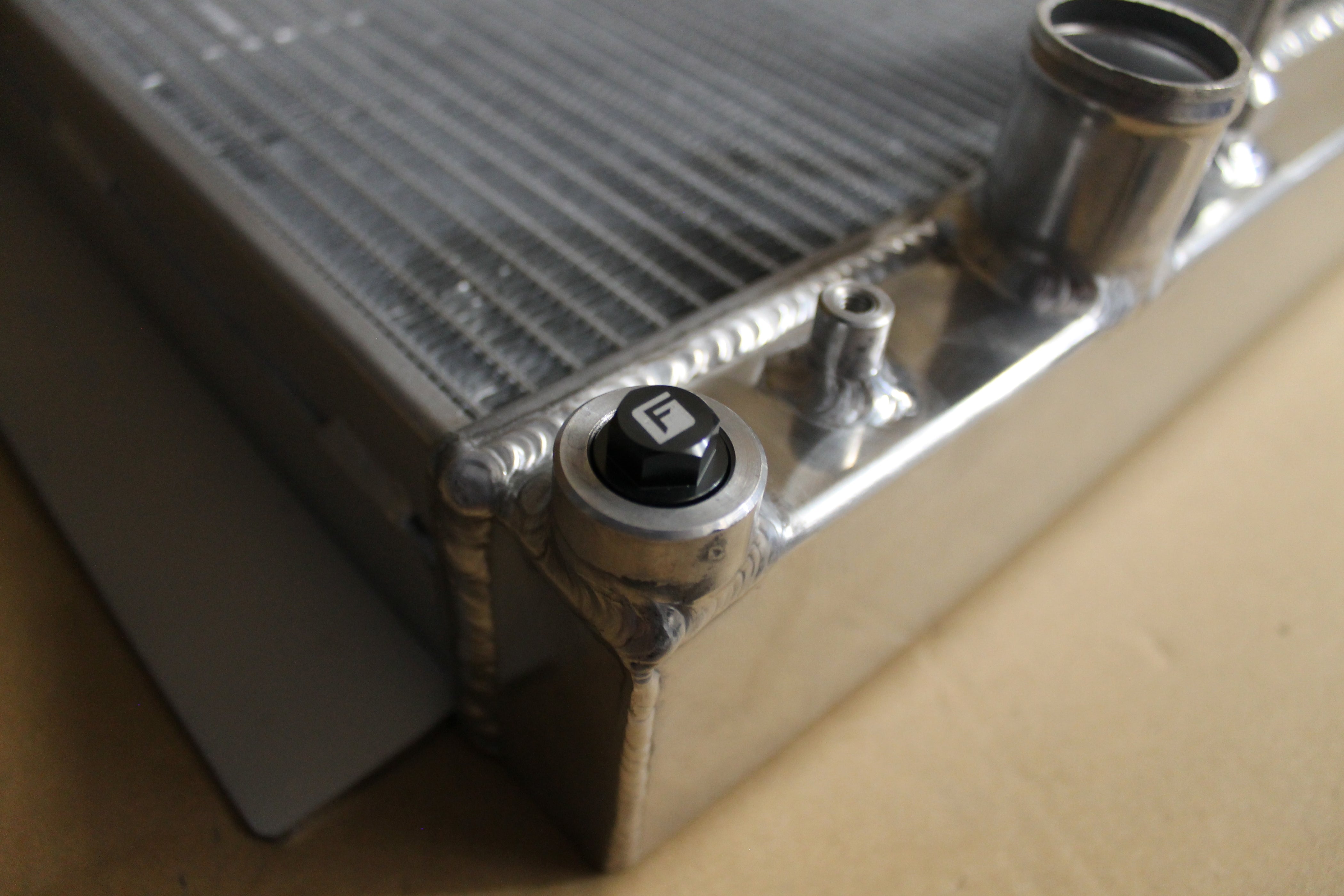 Holden LH-LX-UC Torana Holden V8 Full Alloy Performance Radiator ...