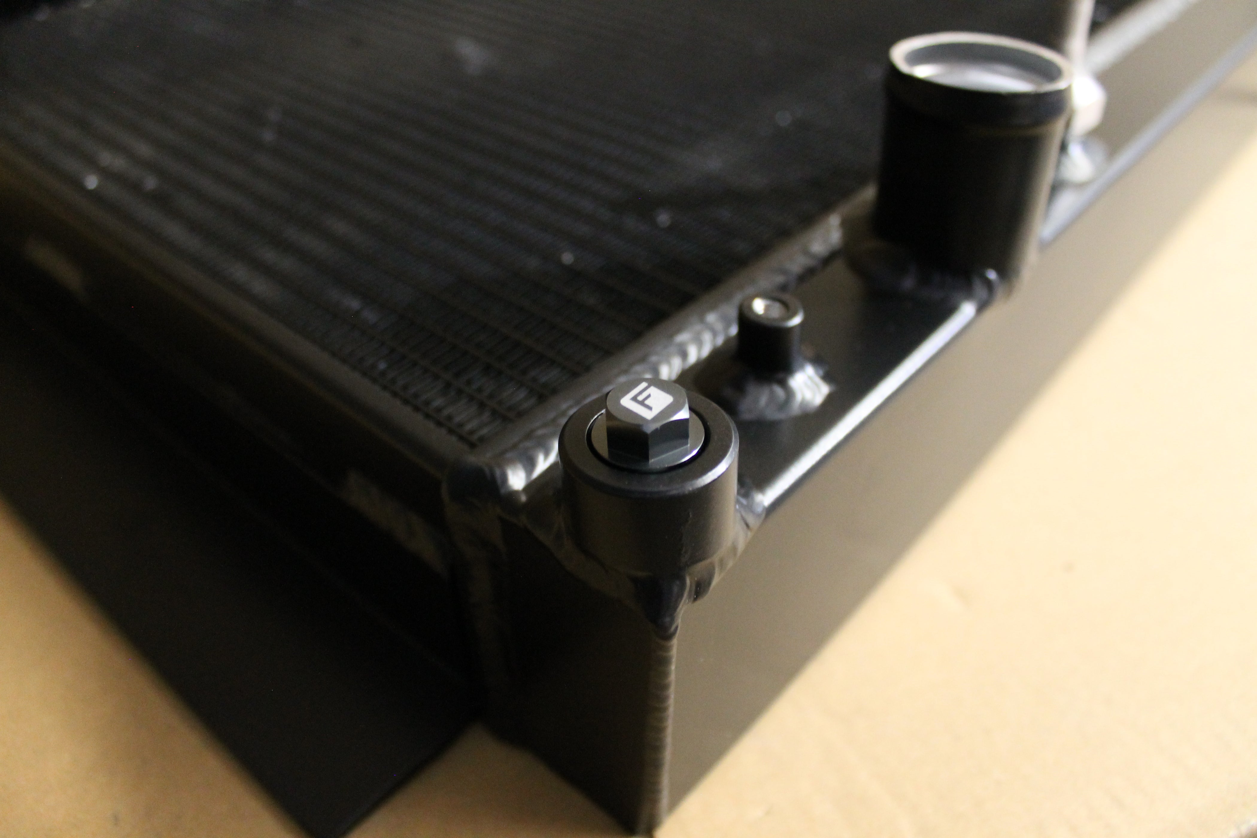 HG-HZ Kingswood Holden V8 Full Alloy Performance Radiator — Fenix Radiators