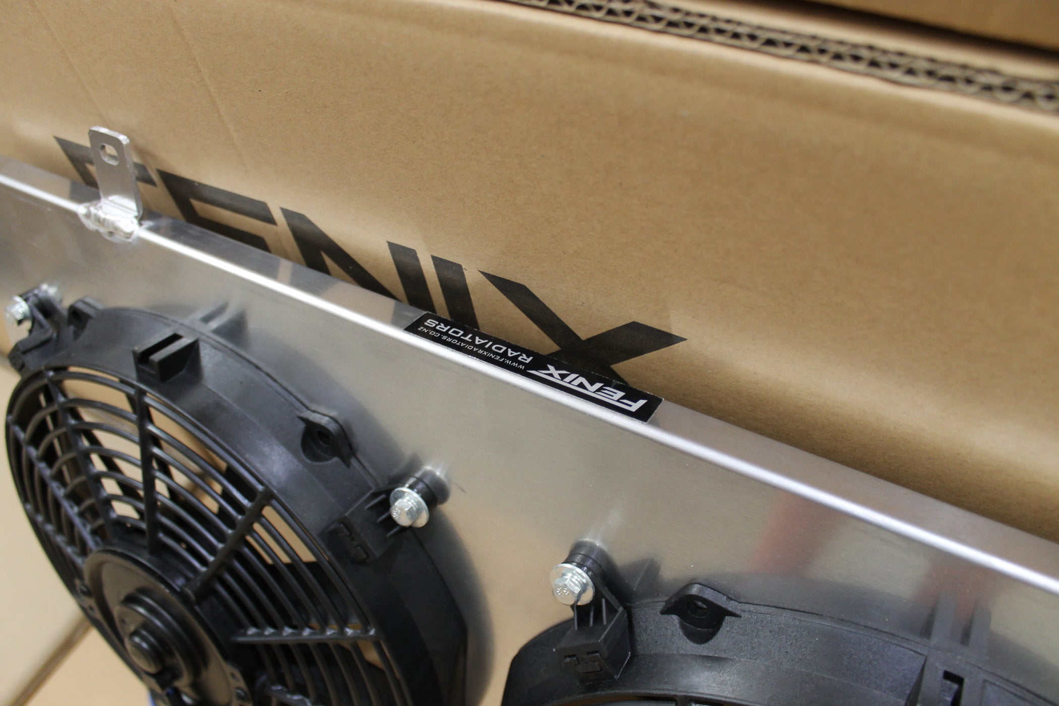 Nissan Skyline R33 R34 Fan Shroud & Fans. — fenixautoparts